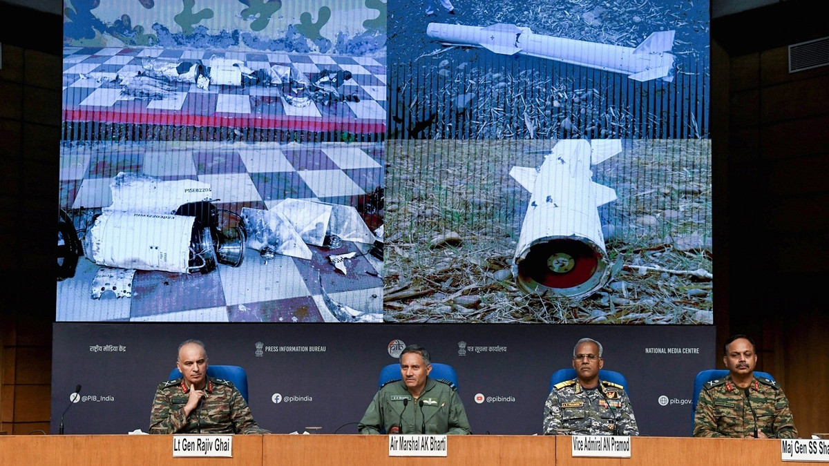 Ấn Độ thu giữ tên lửa PL-15, "quốc bảo" Trung Quốc có thể bị sao chép | Báo Tri thức và Cuộc ...