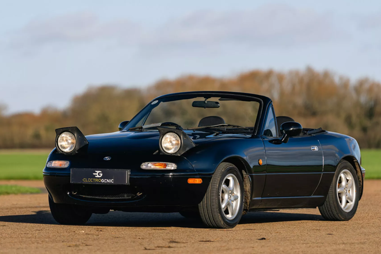 Electrogenic ra mắt gói độ điện cho Mazda Miata | Báo Tri thức và Cuộc ...