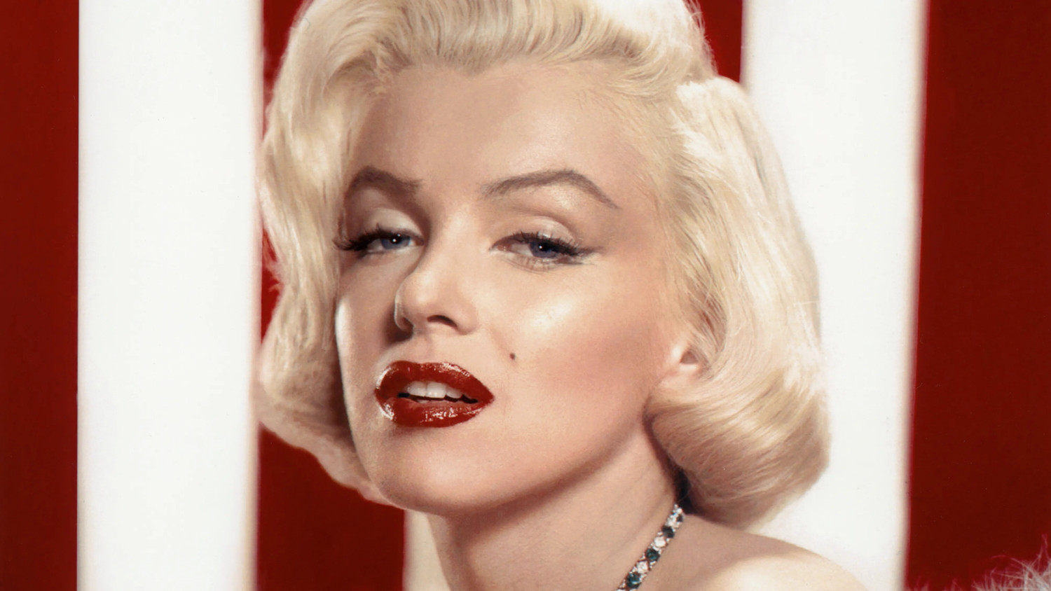 Bí kíp trang điểm “lên đời” nhan sắc của minh tinh Marilyn Monroe | Báo ...