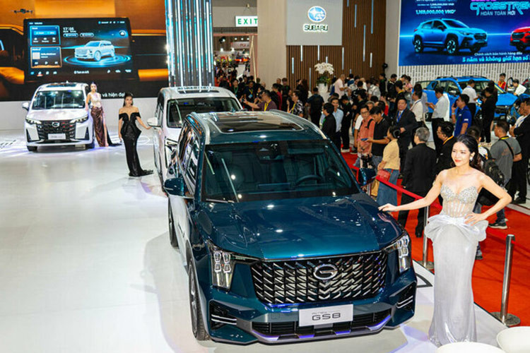 GAC MOTOR Việt Nam kích cầu cho M6 Pro, M8 và GS8 | Báo Tri thức và ...