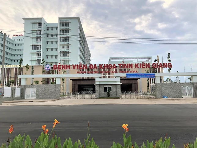 Vốn 1,9 tỷ, DHC Việt Nam có trúng 2 gói thầu của BVĐK Kiên Giang?