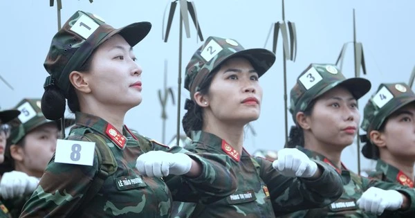 Chùm ảnh Bóng Hồng áo Lính Vượt Nắng Thắng Mưa ở Tb4 Báo Tri Thức Và Cuộc Sống Tin TỨc PhỔ