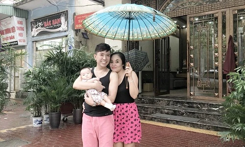 Lộ diện con gái thứ 4 mới 2 tháng tuổi của Long Nhật | Báo Tri thức và ...