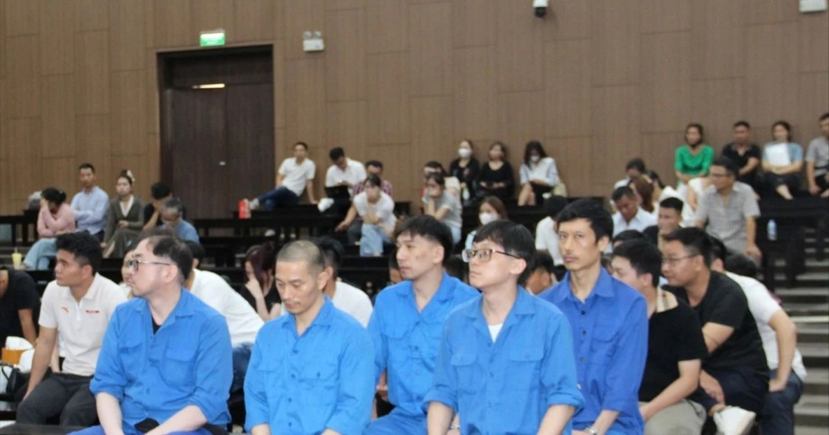 Hàng loạt "khách hàng" lãnh án vì đánh bạc ở Câu lạc bộ Lucas Palace ...