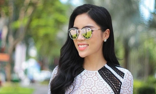 Kỳ Duyên bỏ hút thuốc lá sau scandal bị dư luận chỉ trích