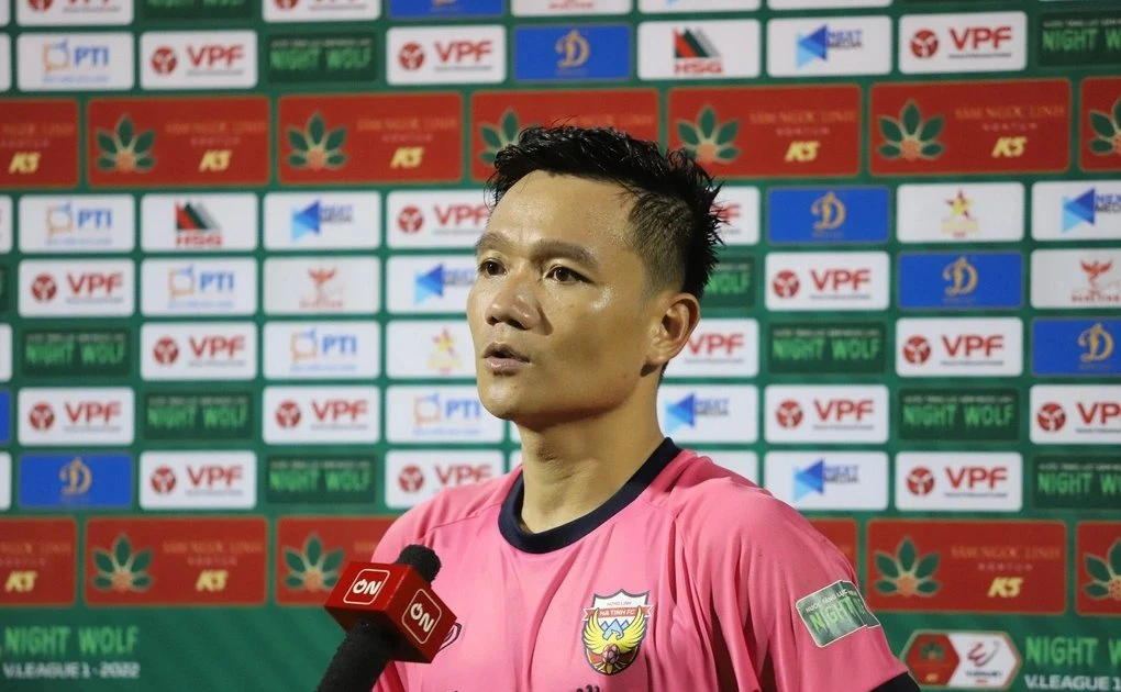 Điều tra 4 cầu thủ Hồng Lĩnh Hà Tĩnh sử dụng chất cấm | Báo Tri thức và Cuộc sống - TIN TỨC PHỔ ...