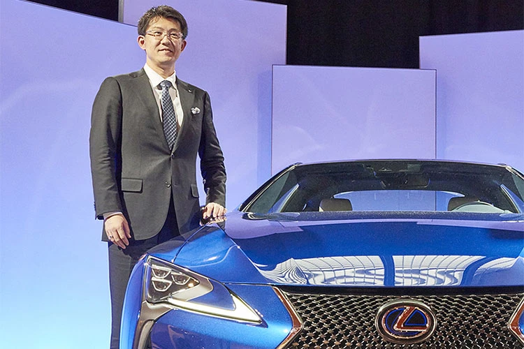 CEO mới Toyota khẳng định Lexus sẽ là “đầu tàu” phát triển ôtô điện ...