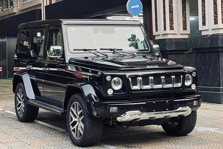 BAIC BJ80 "nhái" Mercedes G-Class đầu tiên cập bến Hải Phòng | Báo Tri thức và Cuộc sống - TIN ...
