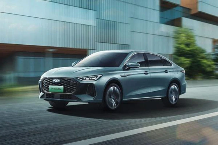 Chery Fulwin A8L từ 359 triệu đồng, xe PHEV chạy xa nhất thế giới | Báo ...