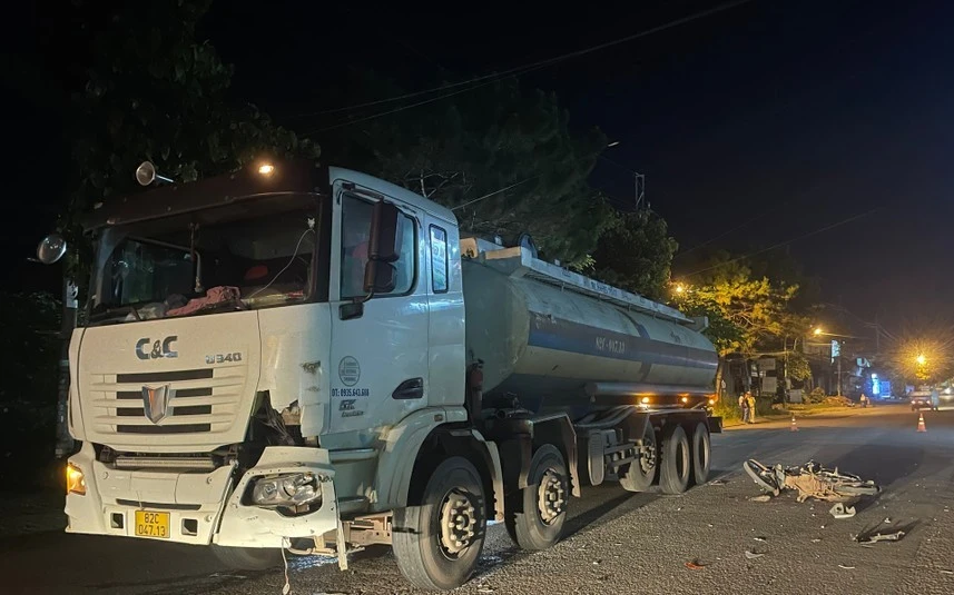 Xe máy có dấu hiệu lấn làn va chạm với xe bồn, người đàn ông tử vong | Báo Tri thức và Cuộc sống ...