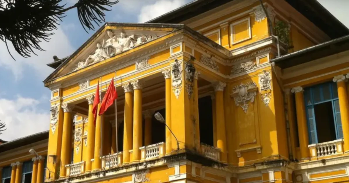 Liên hệ công việc với TAND TPHCM và 19 TAND khu vực ở đâu?