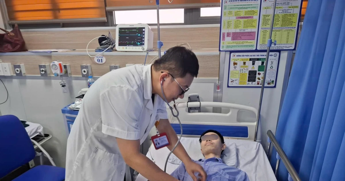 Sau 5 ngày sốt, thanh niên 22 tuổi sốc tim, ngừng tuần hoàn do viêm cơ ...