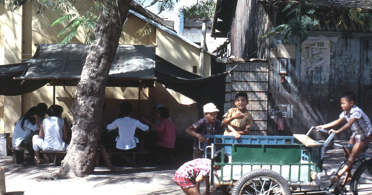 Ảnh: Vũng Tàu năm 1967 qua ống kính Tom Twitty | Báo Tri thức và Cuộc ...
