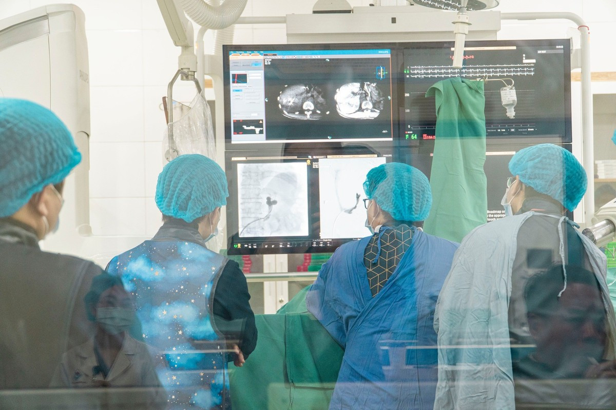 Đang trẻ khỏe bất ngờ vỡ u gan do ung thư | Báo Tri thức và Cuộc sống ...