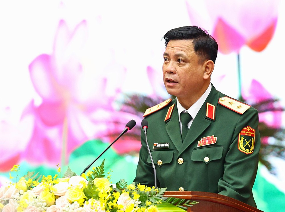 Le lieutenant-général Nguyen Truong Thang a été nommé vice-ministre de ...