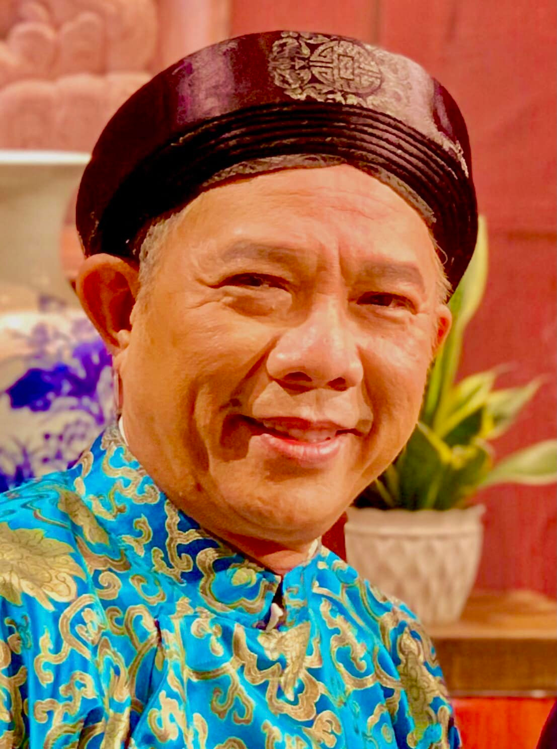 Đời thường bình dị của NSND Trung Dân bên vợ con | Báo Tri thức và Cuộc ...