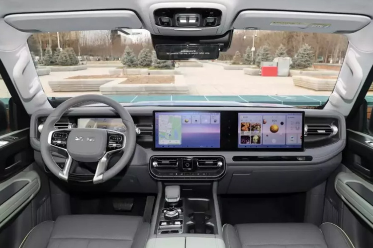 Chi tiết BAIC BJ40e 2025 từ 734 triệu đồng, hoạt động 1.200 km | Báo Tri thức và Cuộc sống - TIN ...