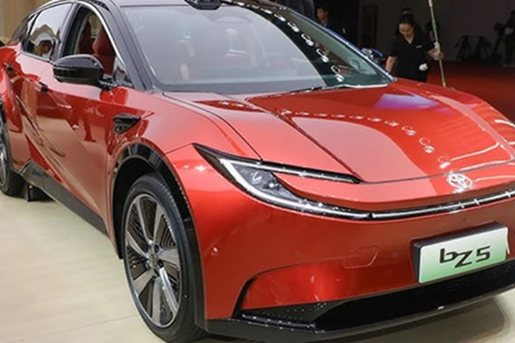 Cận cảnh Toyota bZ5 từ 455 triệu đồng, tầm hoạt động 630 km | Báo Tri thức và Cuộc sống - TIN ...