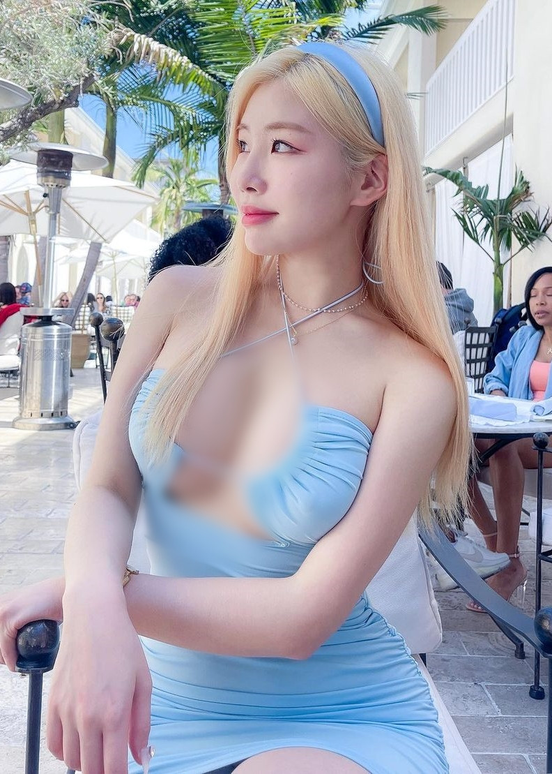 Hot girl xinh đẹp mê mốt hở chân ngực khoe đường cong "ná thở" | Báo Tri thức và Cuộc sống - TIN ...