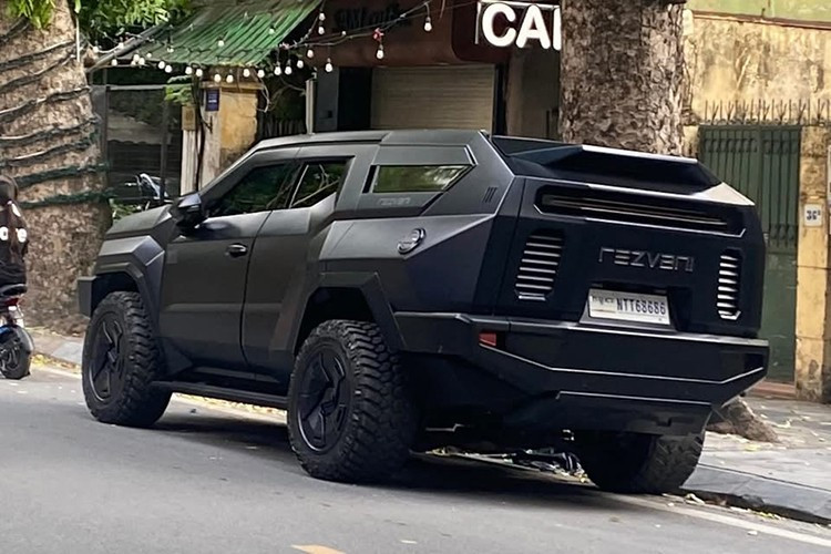 Bulletproof blockbuster Rezvani Vengance appears in Hanoi