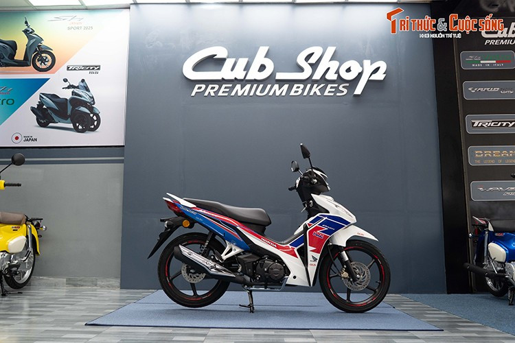 Close-up of Honda Dash 125 HRC imported from Malaysia to Vietnam