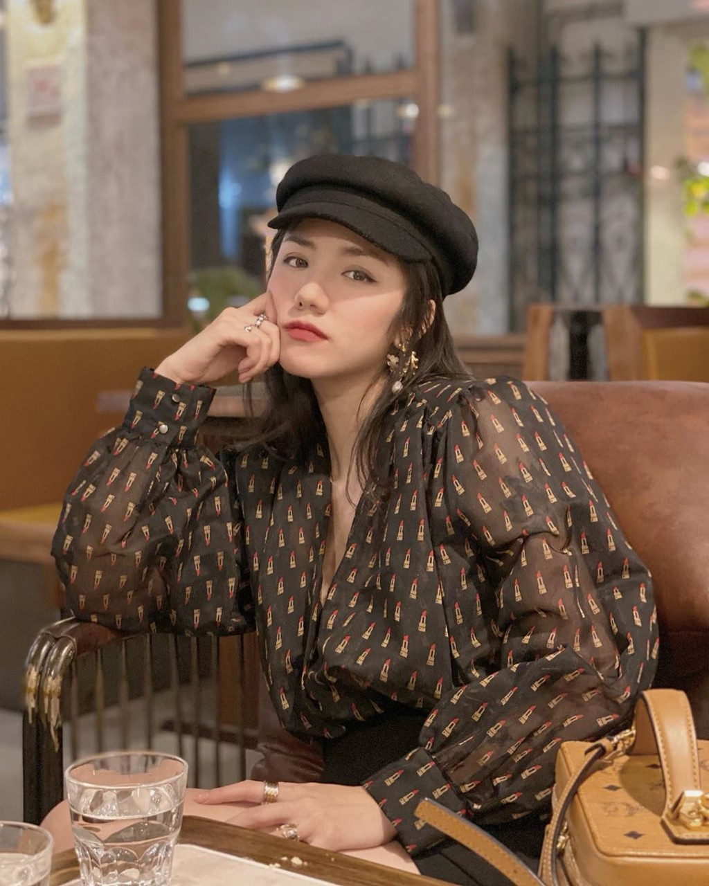 Xem 5 ca sĩ trẻ có sắc vóc hút mắt, thân hình gợi cảm nhất Việt N | Báo ...